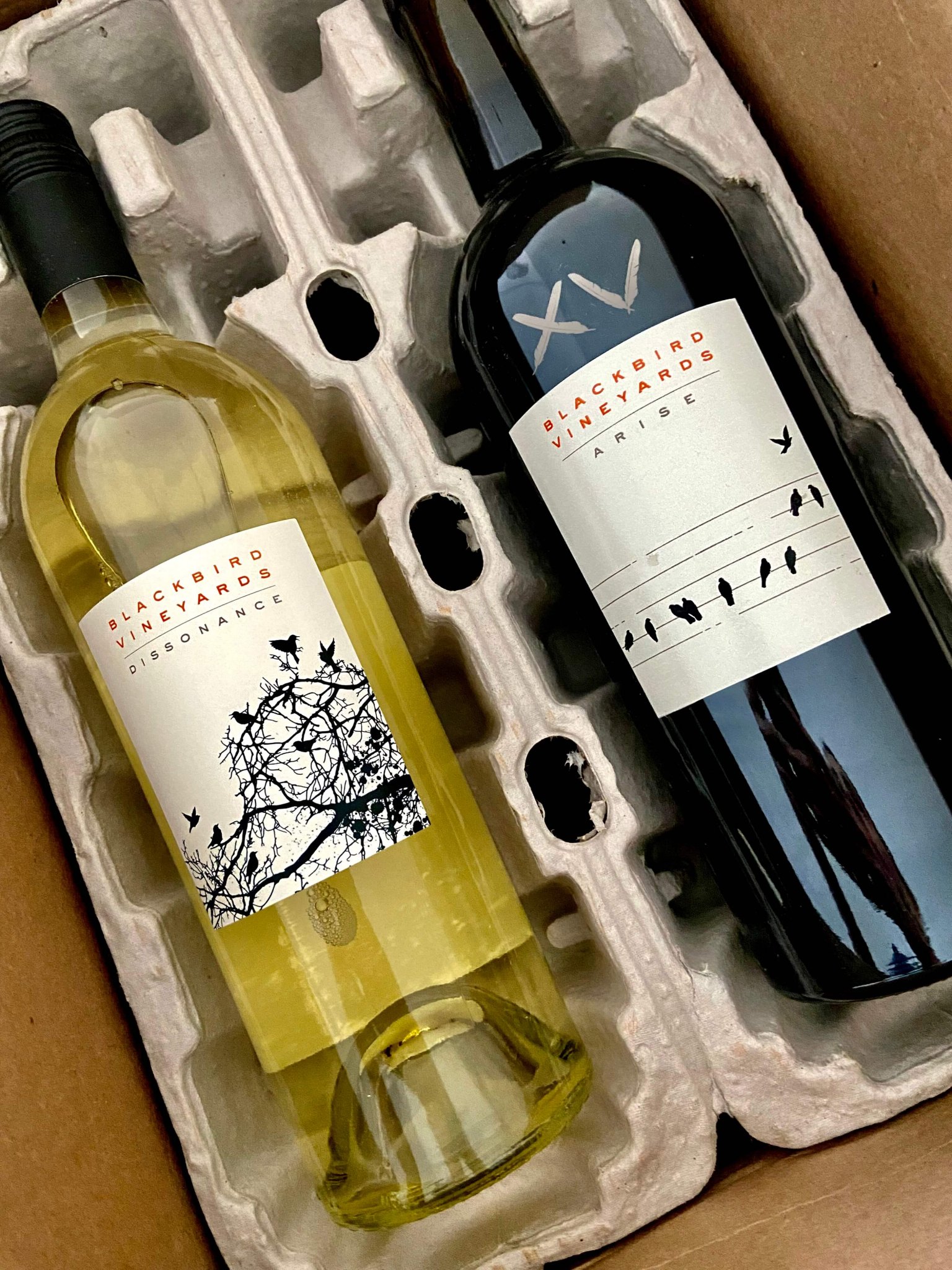 Blackbird Vineyards - Red Wine Cats